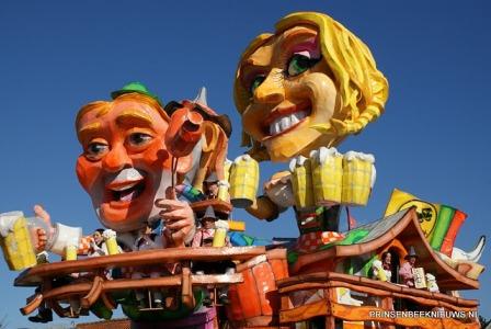 Foto's grote optocht Boemeldonck | Prinsenbeeknieuws